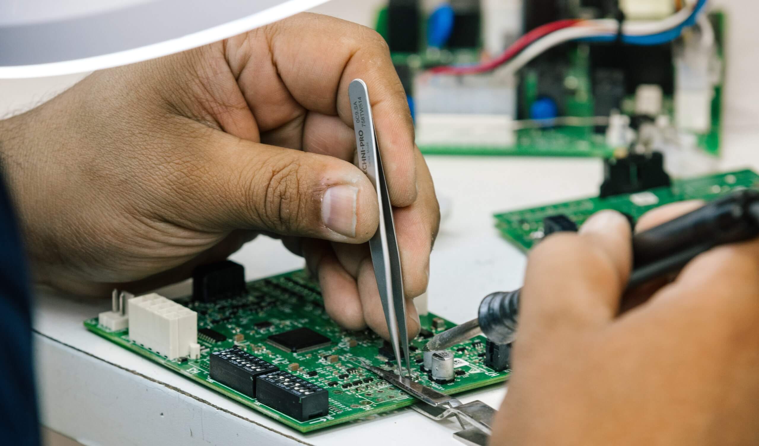 Mountain Electronics Offers Circuit Board Repair